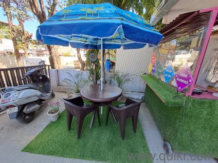 Food counter/stall with table and chair | Dehradun | Quikr