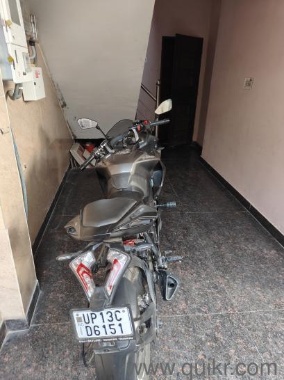 2023 Bajaj Pulsar 200 RS 4,200 kms driven in Sector Alpha II ...