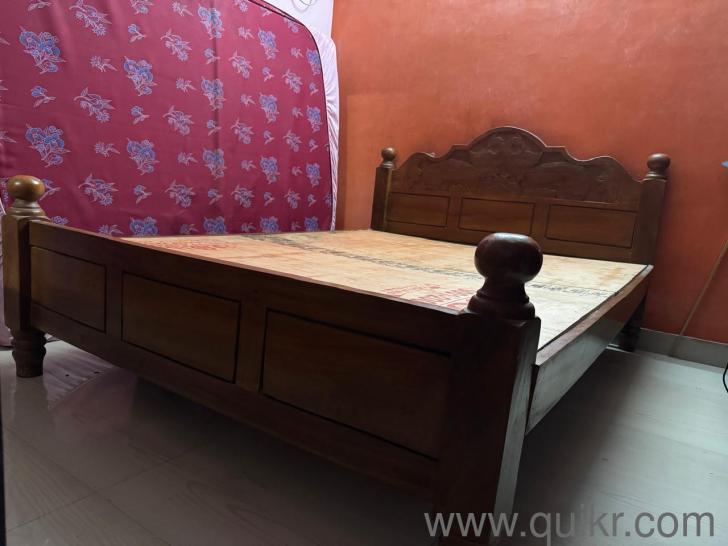 Sparingly used wooden cot | Chennai | Quikr