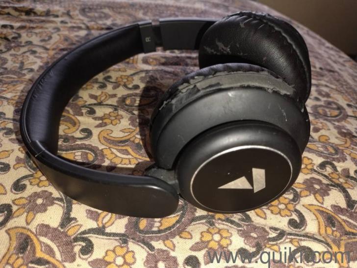 boAt Rockerz 450 Bluetooth On-Ear Headphones - Luscious Black ...