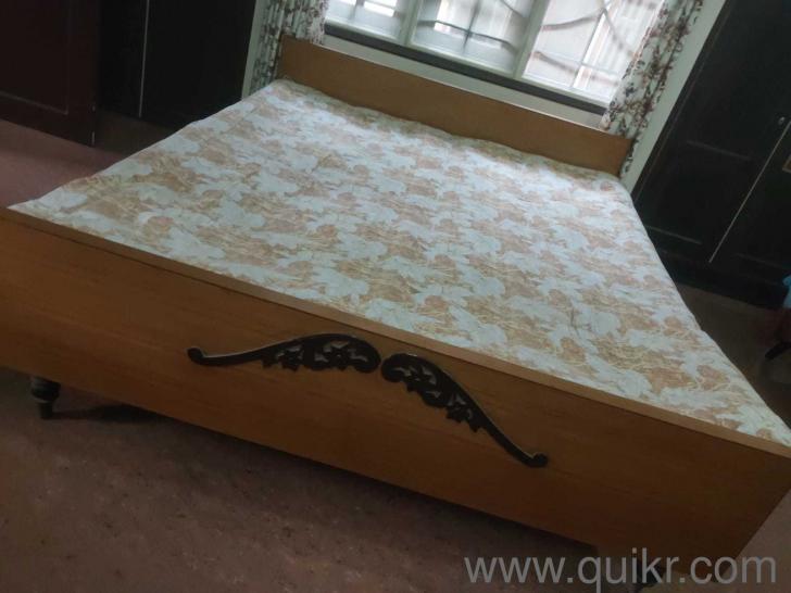 Solid wood bed without storage | Guwahati | Quikr