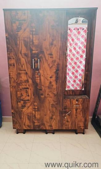 Double door wardrobe bero with attached dressing table | Chennai | Quikr