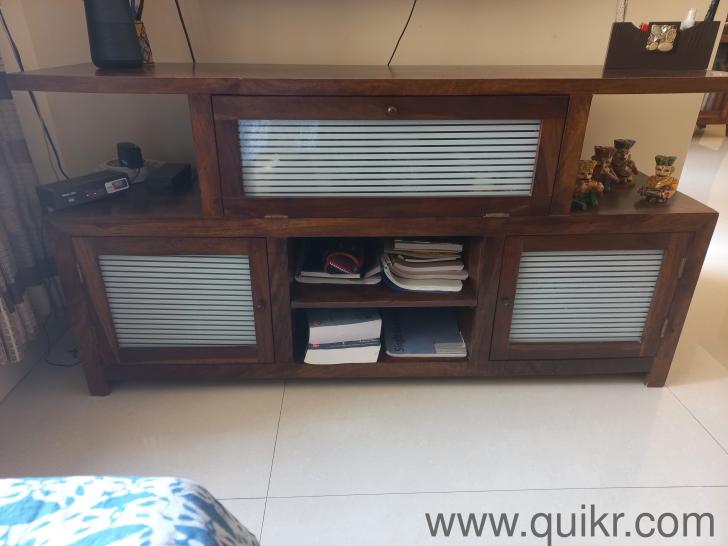 TV cum Crockery Unit in excellent condition for sale | Mumbai | Quikr