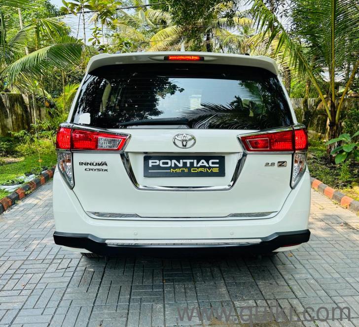 White 2019 Toyota Innova Crysta 2.8 ZX AT 7 STR 41,000 kms driven in ...