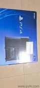 Playstation 4 with OG box and 11 high end games in the console ...