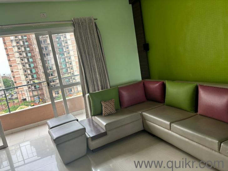 L Shaped Sofa, 2 Puffs and Centre Table | Kolkata | Quikr