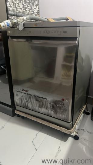 LG True Steam Dishwasher with Inverter Direct Drive Technology (Silver ...