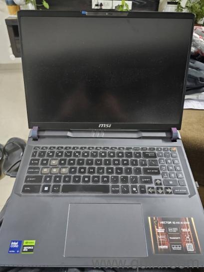 MSI - Vector 16 HX AI 400 16 240Hz QHD+ Gaming Laptop - RTX 5080 | Pune ...