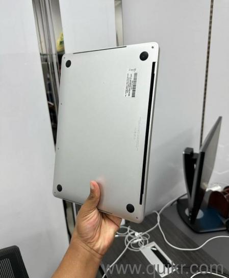 APPLE MACBOOK PRO 2017 MODEL Intel i7 AVAILABLE UNDER WARRANTY AND BILL ...