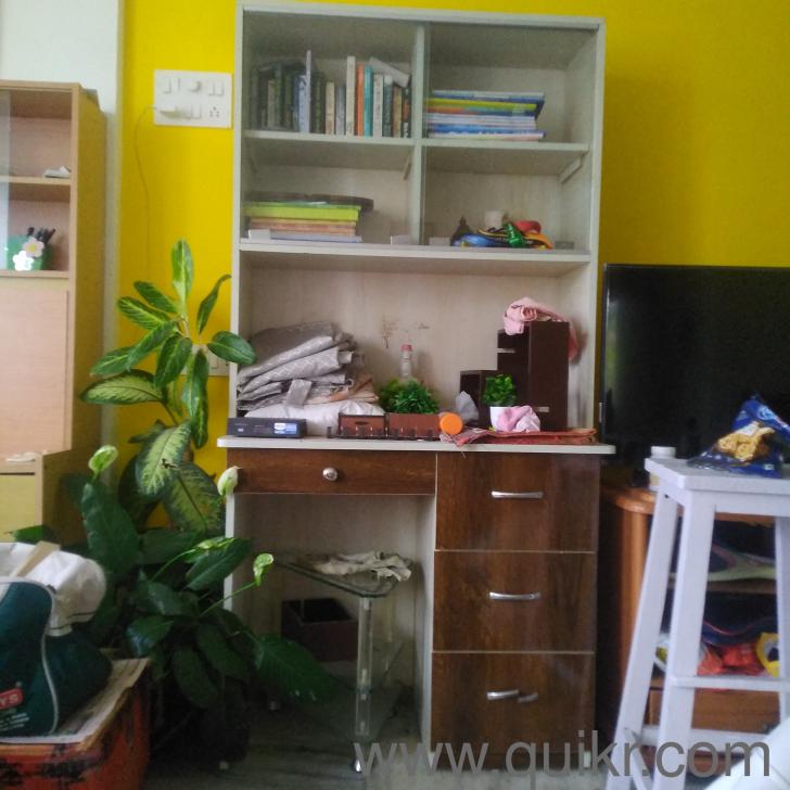 Study table with book shelf | Mumbai | Quikr