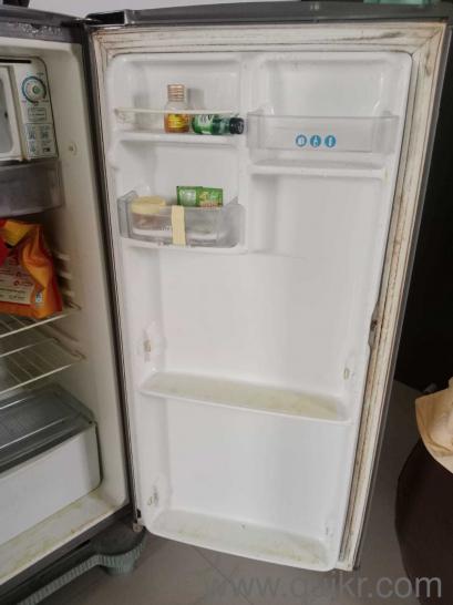 L G FRIDGE OLD MODEL GOOD WORING CONDITION | Ahmedabad | Quikr