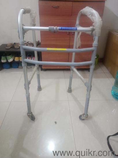 Walker with wheels for people with arthritis, people who have done knee ...