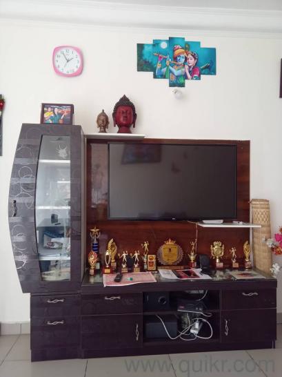 TV Unit - Moving Out Sale | Bangalore | Quikr